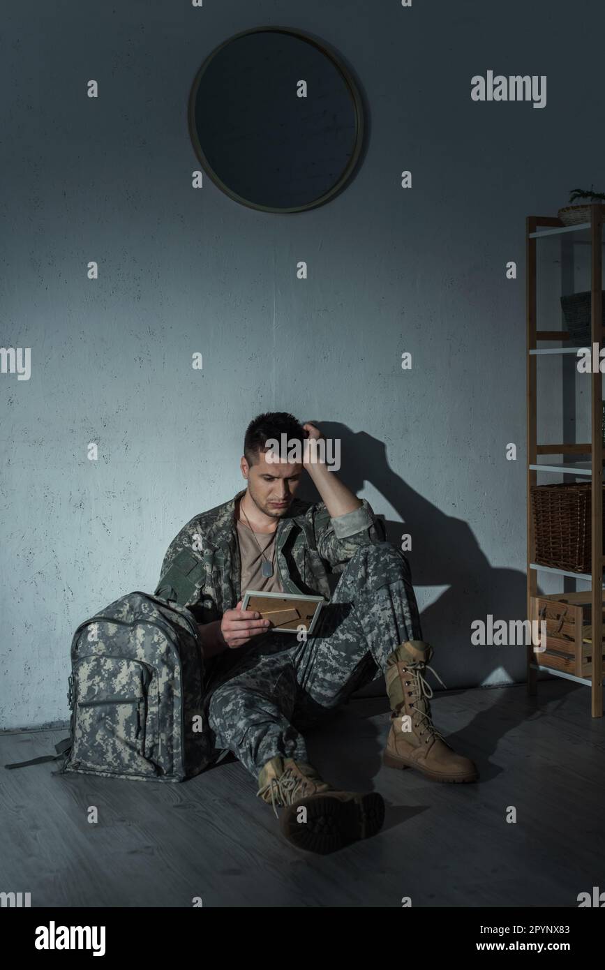 Soldier photo frame hi-res stock photography and images - Alamy