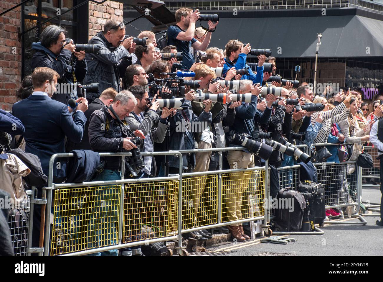 London, uk, 4 May 2023 Royal photographers. Prince William and his wife ...