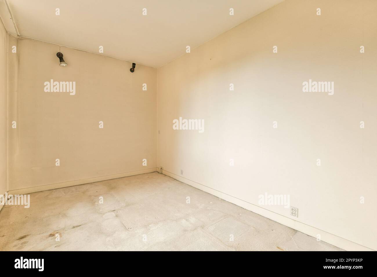 an empty room with white walls and no one wall to be used for painting ...