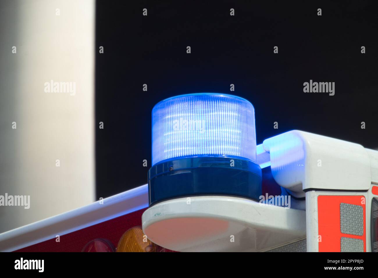 First aid center sign hi-res stock photography and images - Alamy