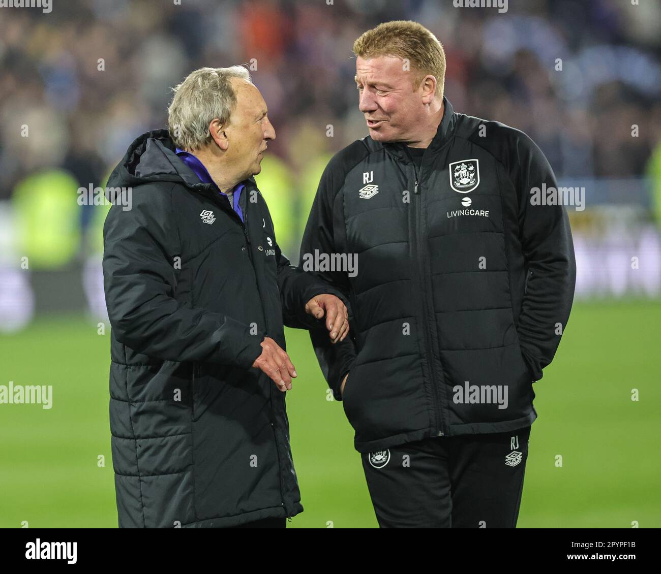 Huddersfield assistant manager ronnie jepson hi-res stock photography ...