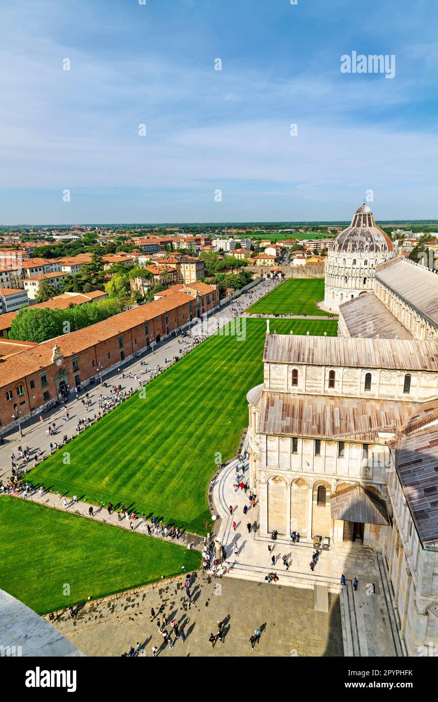 The leaning tower of pisa aerial hi-res stock photography and images ...