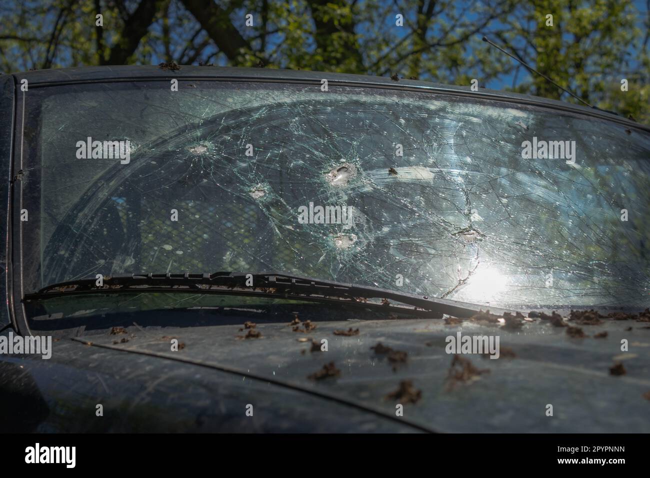Evacuation of a Ukrainian combat vehicle damaged by shrapnel from the ...