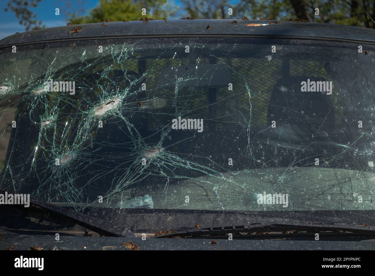 Evacuation of a Ukrainian combat vehicle damaged by shrapnel from the ...