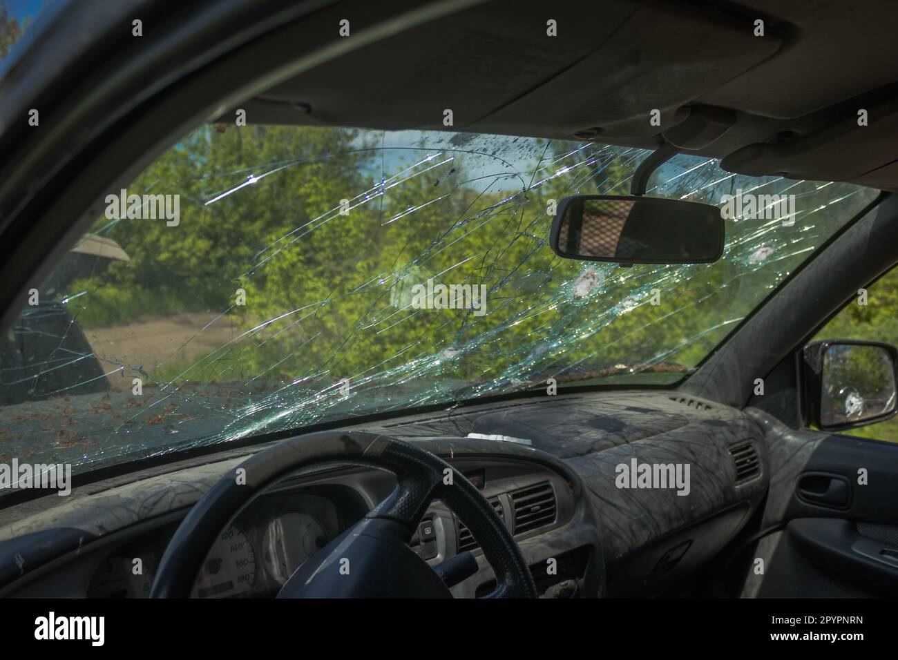 Evacuation of a Ukrainian combat vehicle damaged by shrapnel from the ...