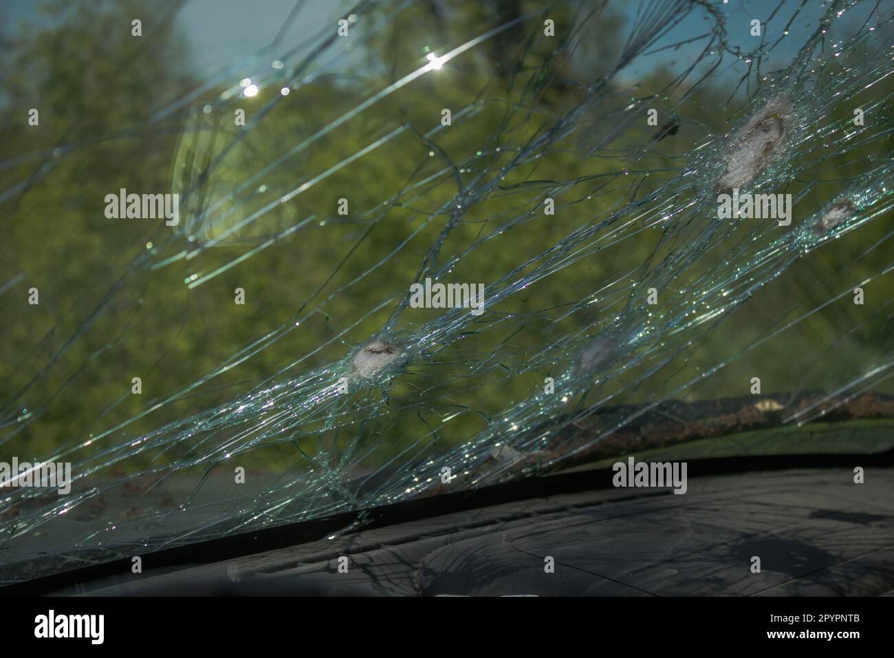 Evacuation of a Ukrainian combat vehicle damaged by shrapnel from the ...