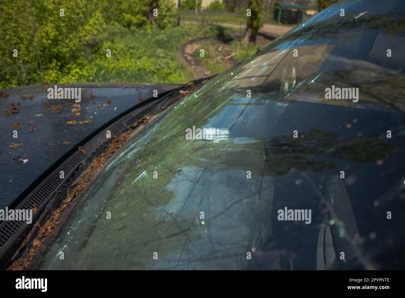 Evacuation of a Ukrainian combat vehicle damaged by shrapnel from the ...