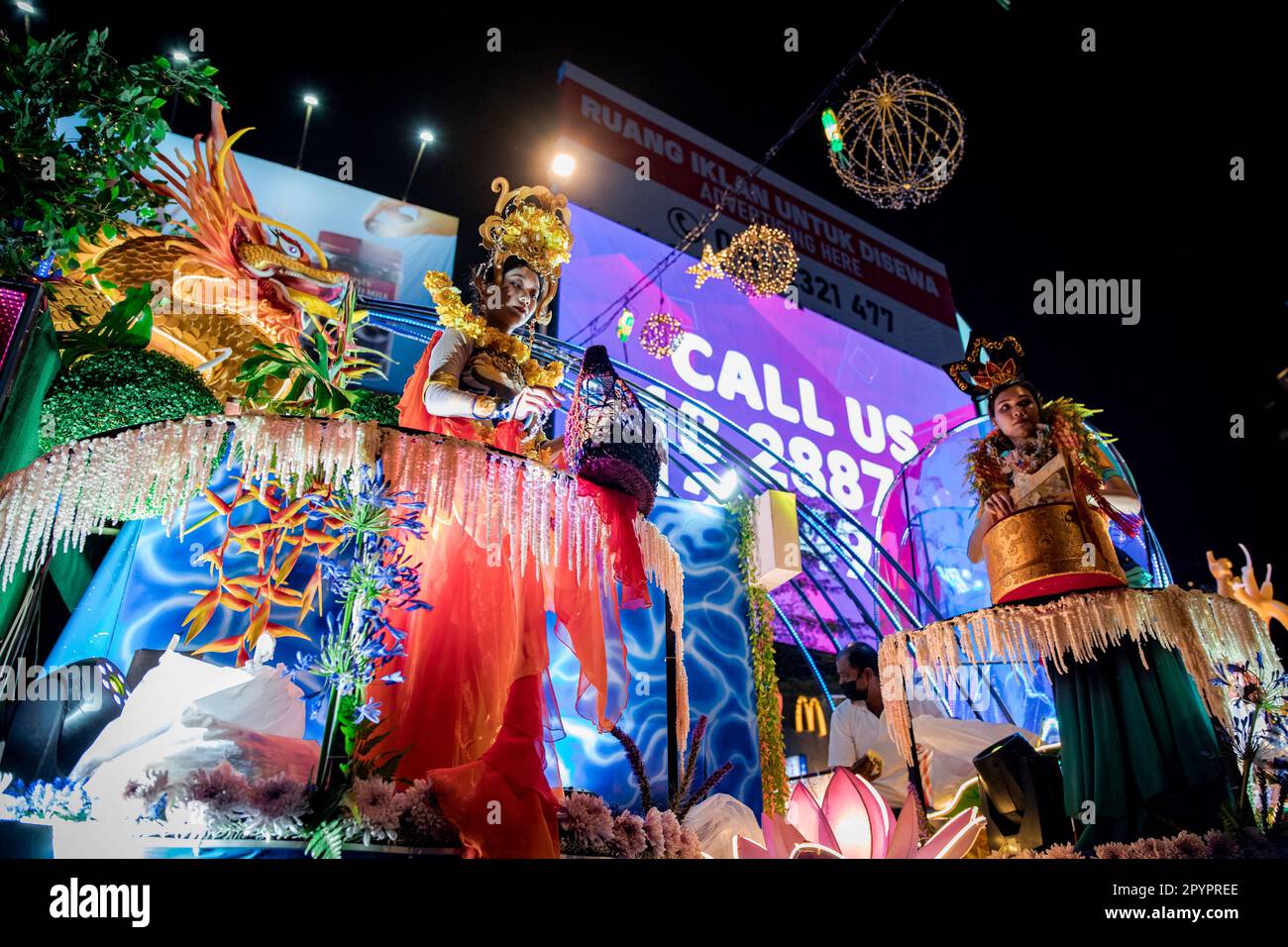 Buddhist wesak float hi-res stock photography and images - Alamy