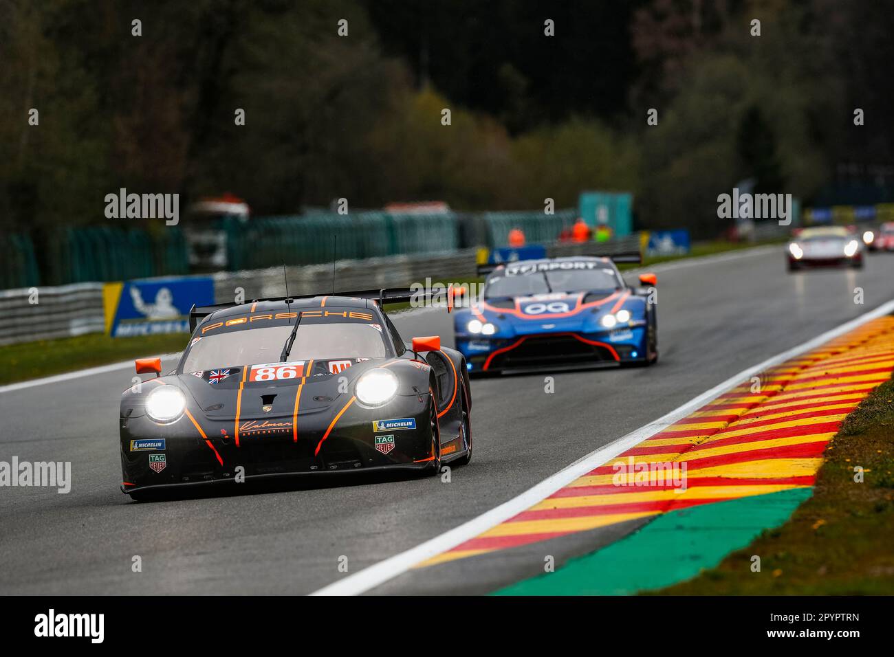 Porsche 911 RSR, GR Racing (#86), Ben Barker (UK), Riccardo Pera (I ...