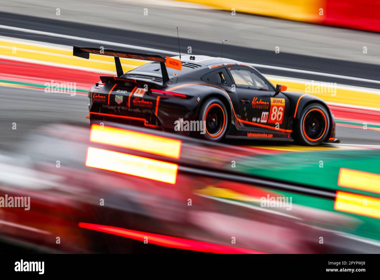 Porsche 911 RSR, GR Racing (#86), Ben Barker (UK), Riccardo Pera (I ...