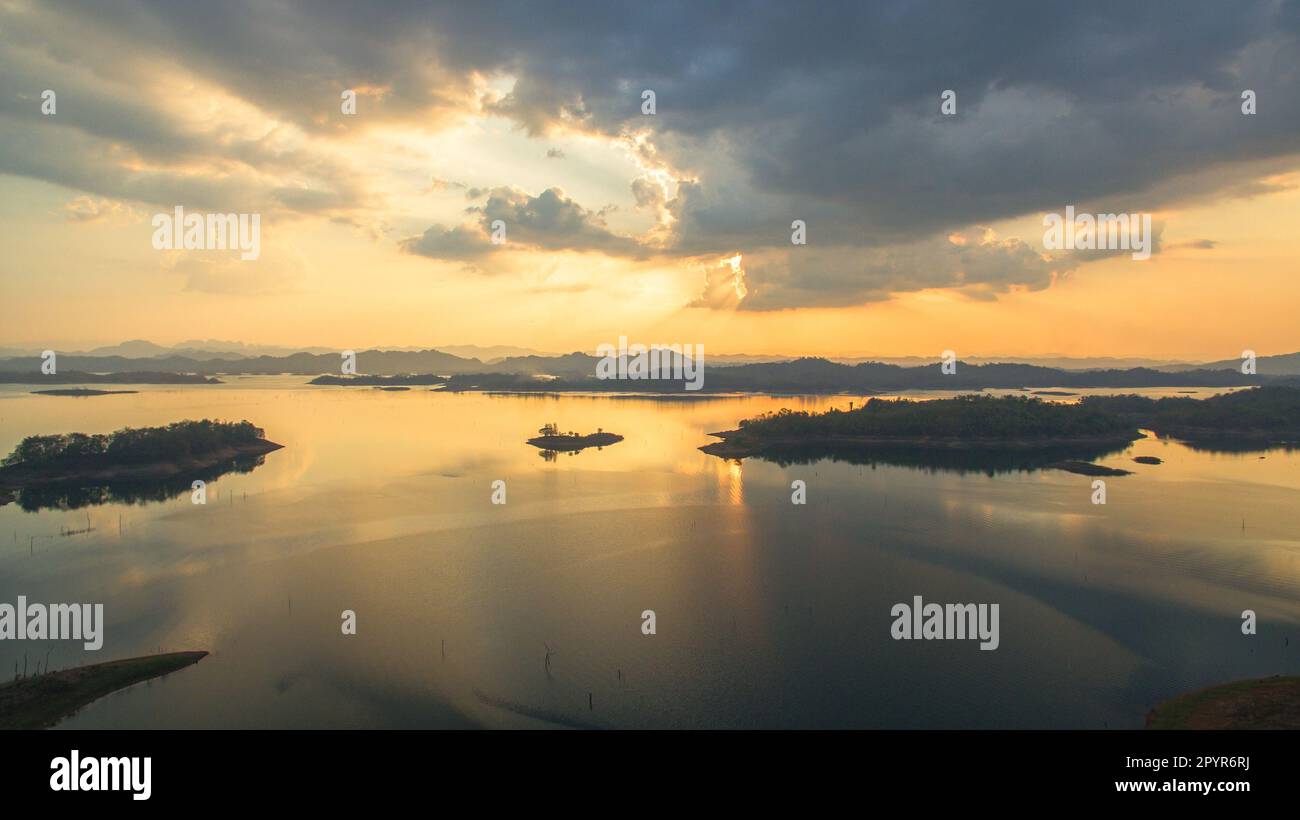 Aerial thailand footage tropical island hi-res stock photography and ...