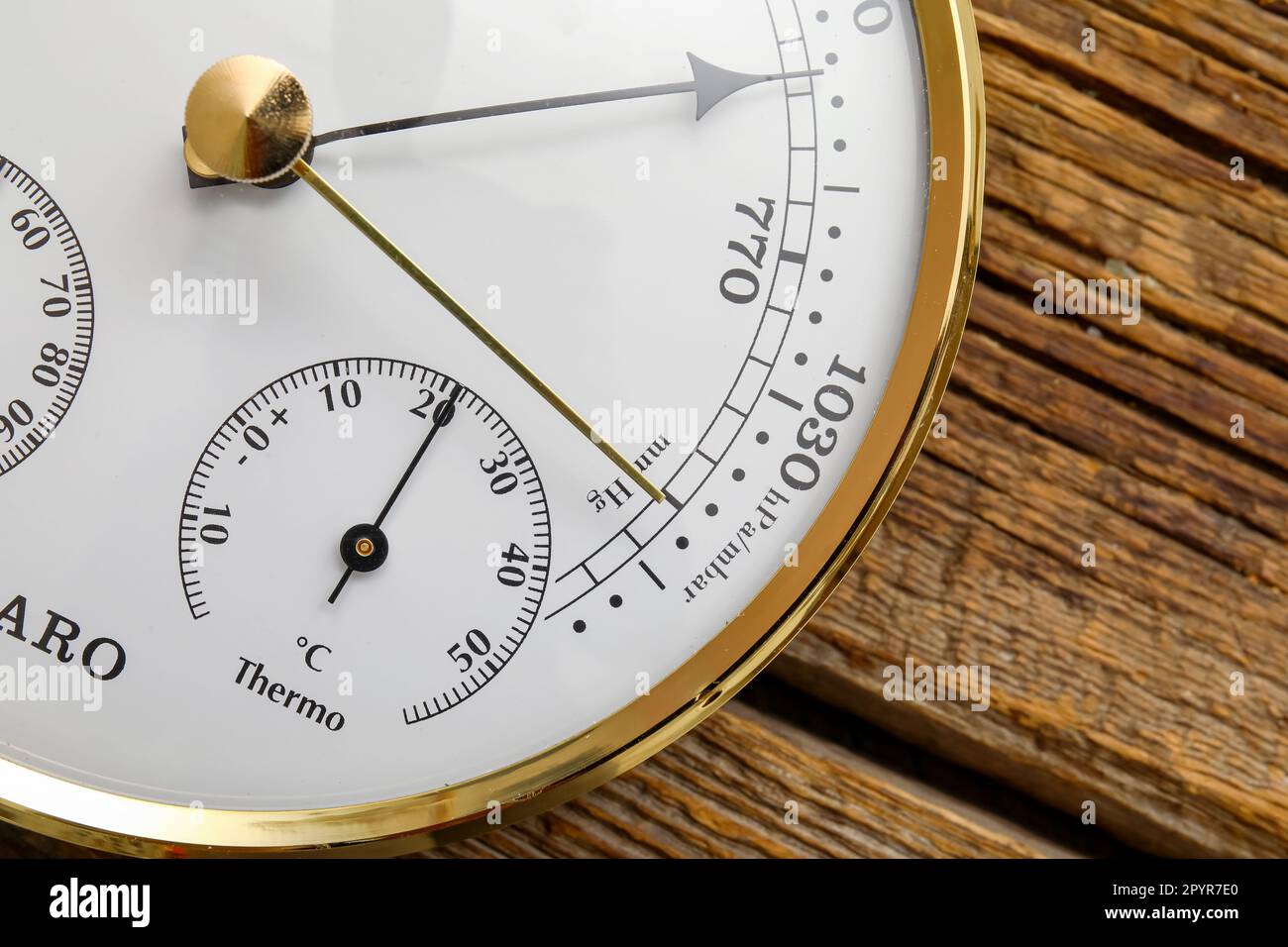 Barometer rain wooden hi-res stock photography and images - Alamy