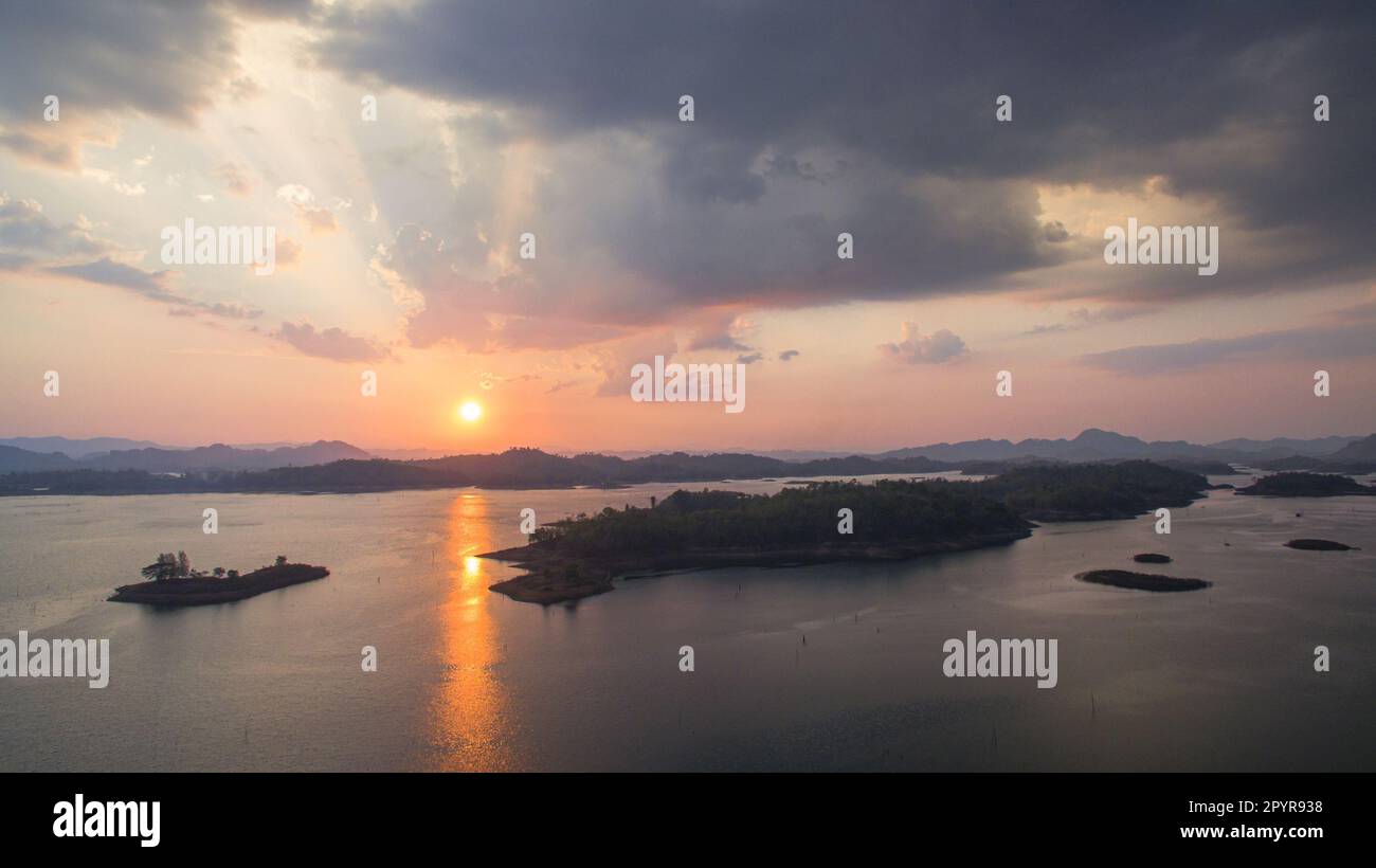 Aerial thailand footage tropical island hi-res stock photography and ...