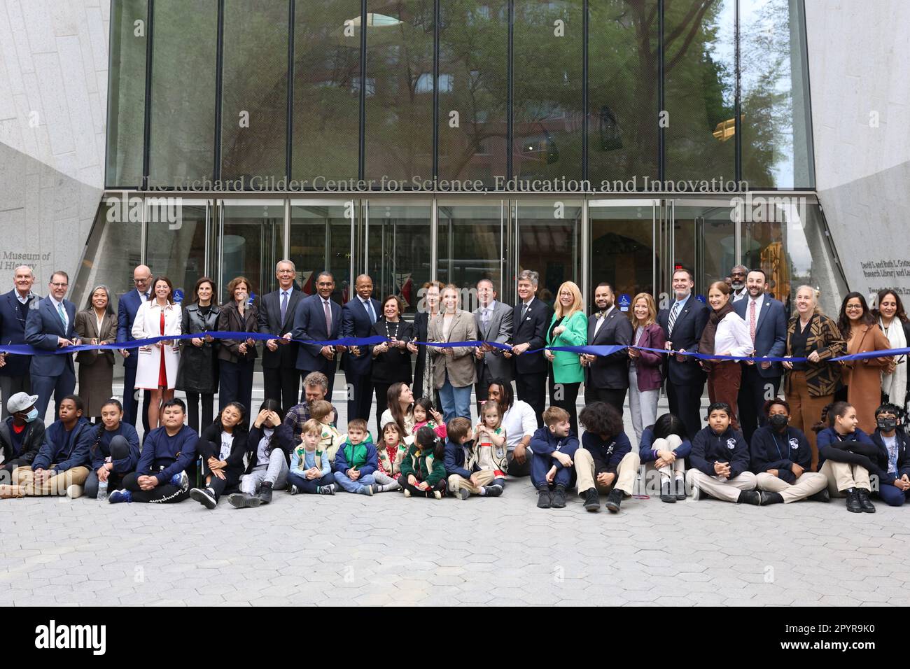 Richard gilder center hi-res stock photography and images - Alamy