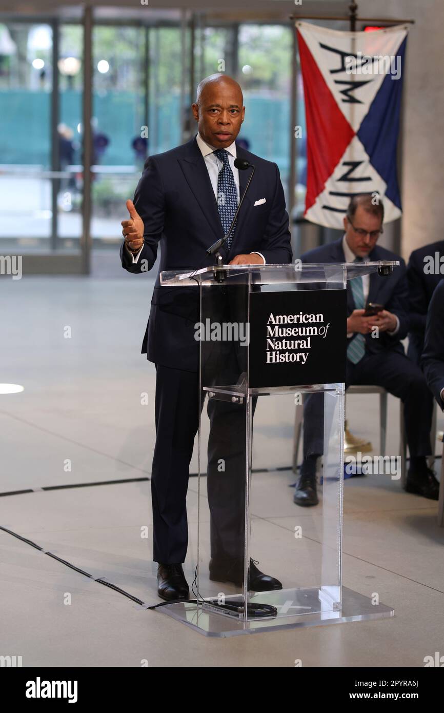 Richard gilder center hi-res stock photography and images - Alamy