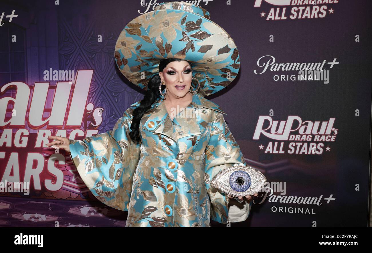 Mrs. Kasha Davis attends the premiere of "RuPaul's Drag Race All Stars ...