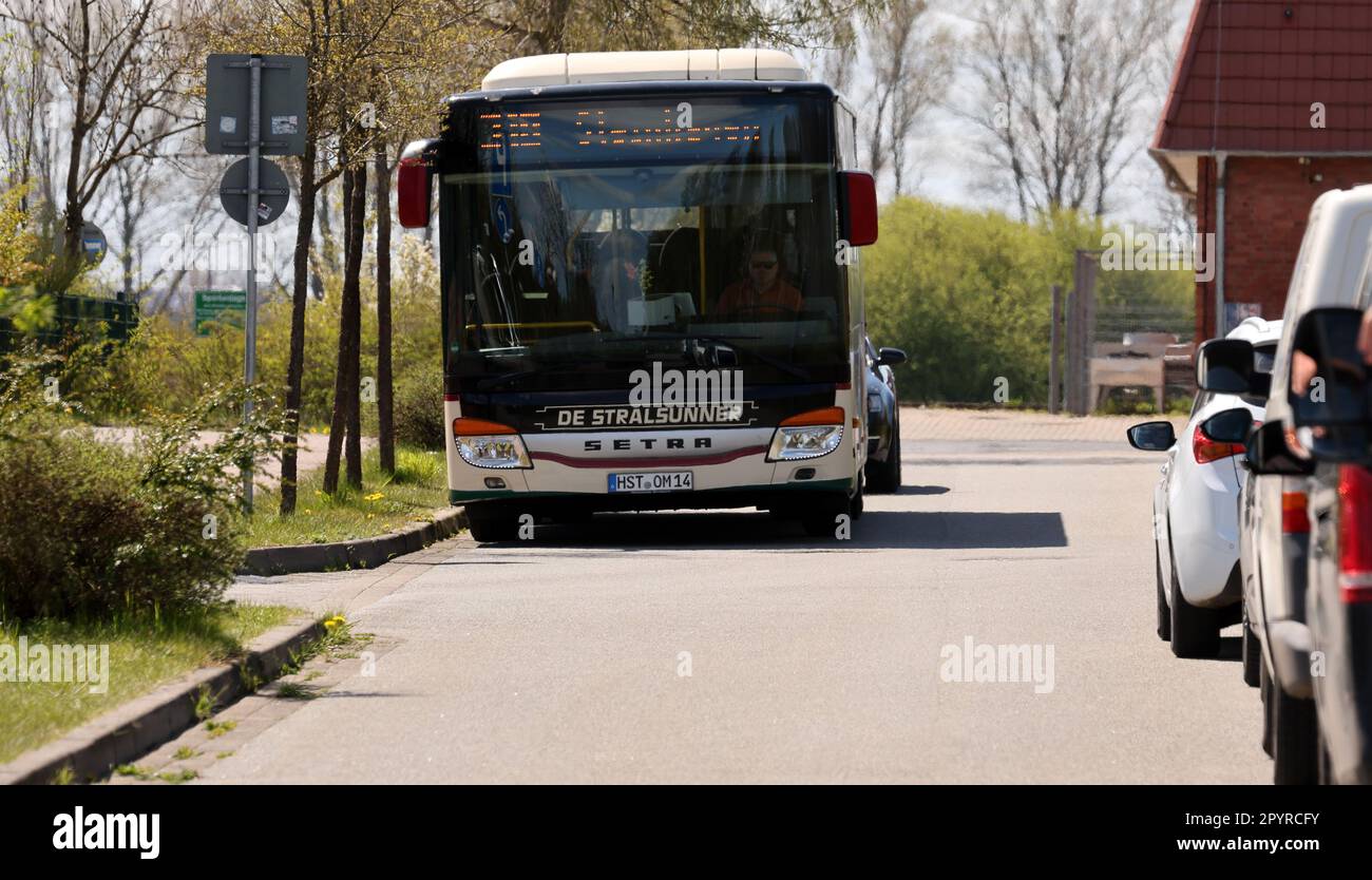 Grimmen, Germany. 03rd May, 2023. A school bus pulls up at the high ...