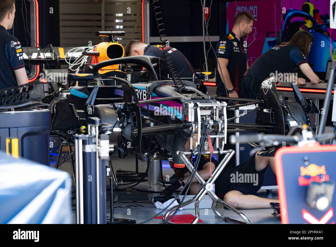 Miami, Florida, USA. 4th May, 2023. Oracle RedBull Racing mechanics and ...