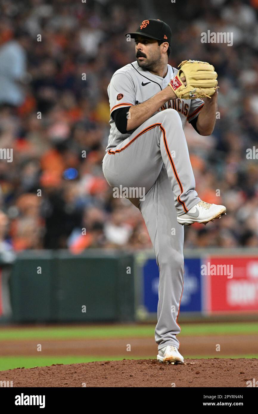 San Francisco Giants relief pitcher Scott Alexander (54) in the bottom of the eighth inning ...