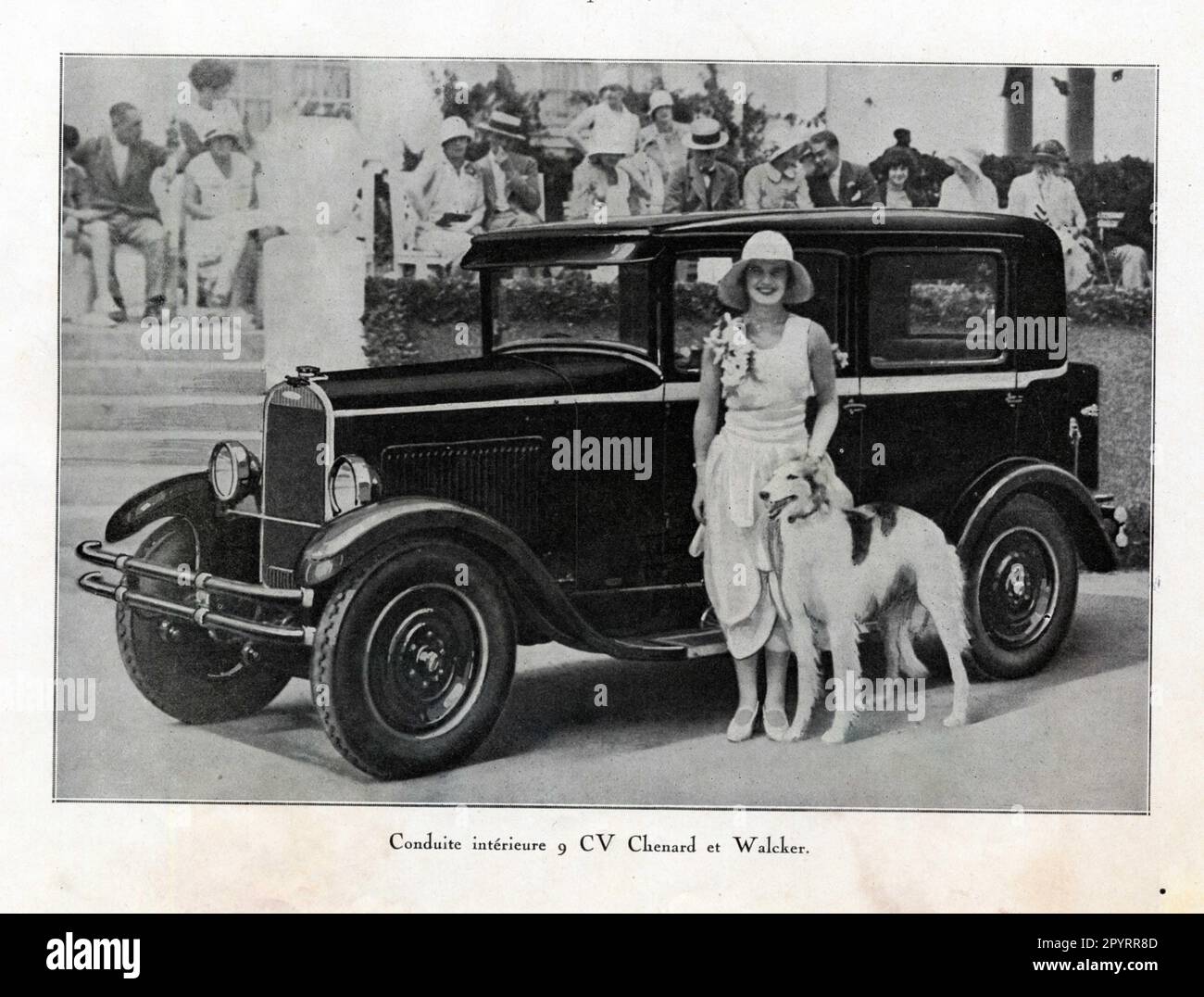 CONDUITE INTÉRIEURE 9 CV CHENARD ET WALCKER. 1929 Stock Photo - Alamy