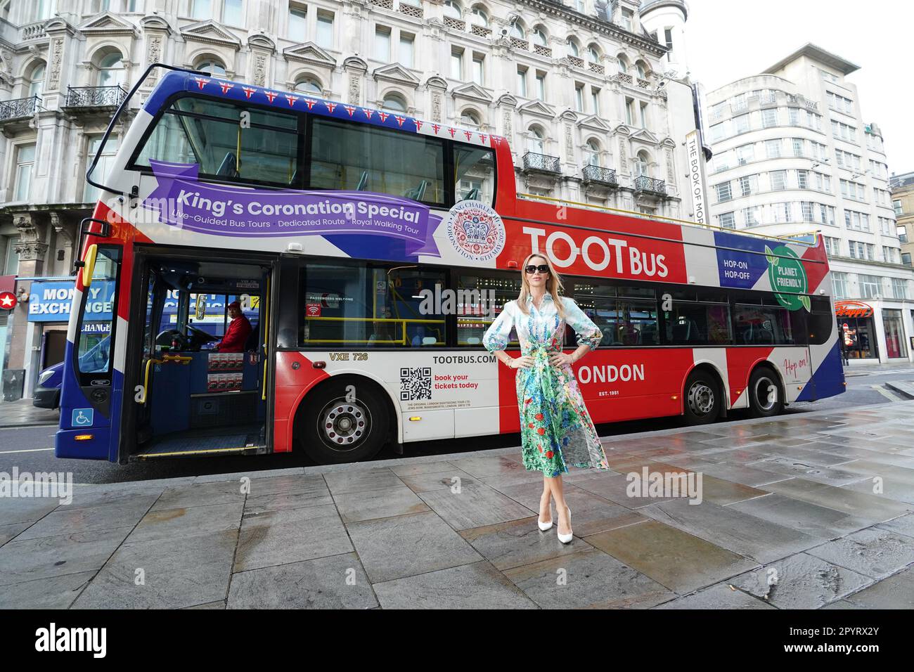 Amanda Holden arrives near to the Heart studios at Leicester Square, in ...