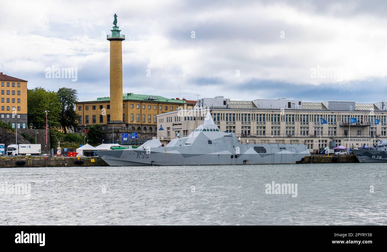 28 gun corvette hi-res stock photography and images - Alamy