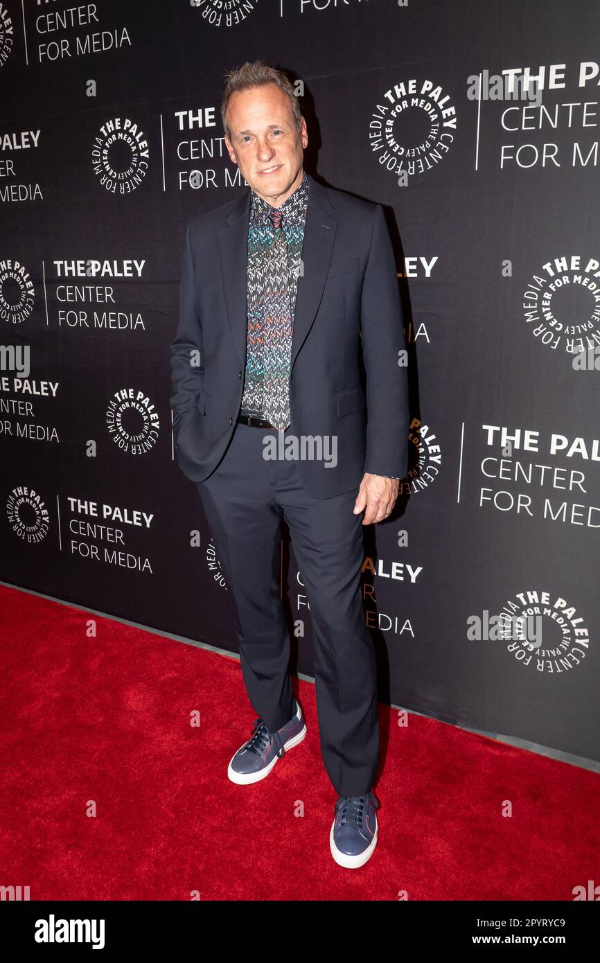 Tom verica bridgerton hi-res stock photography and images - Alamy