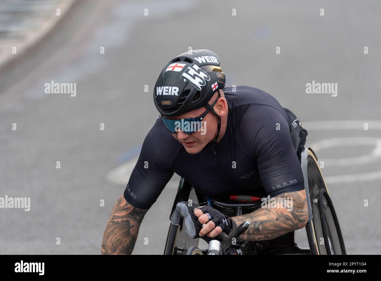 David Weir competing in the TCS London Marathon 2023 passing through ...