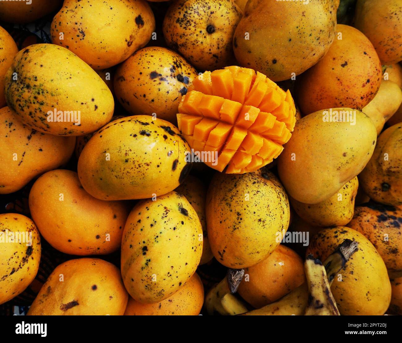 mango fruit texture as nice exotic fruit background Stock Photo - Alamy