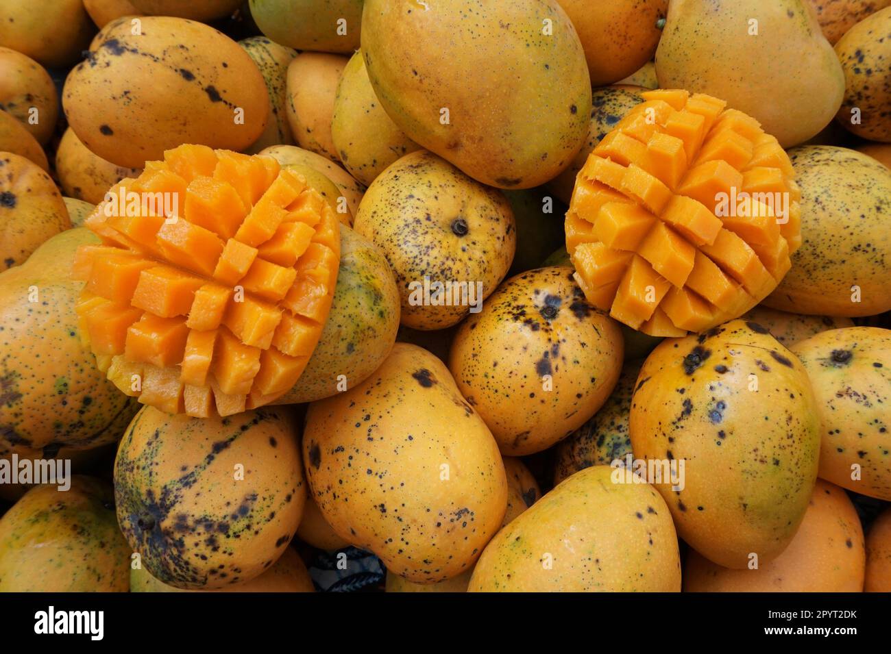mango fruit texture as nice exotic fruit background Stock Photo - Alamy
