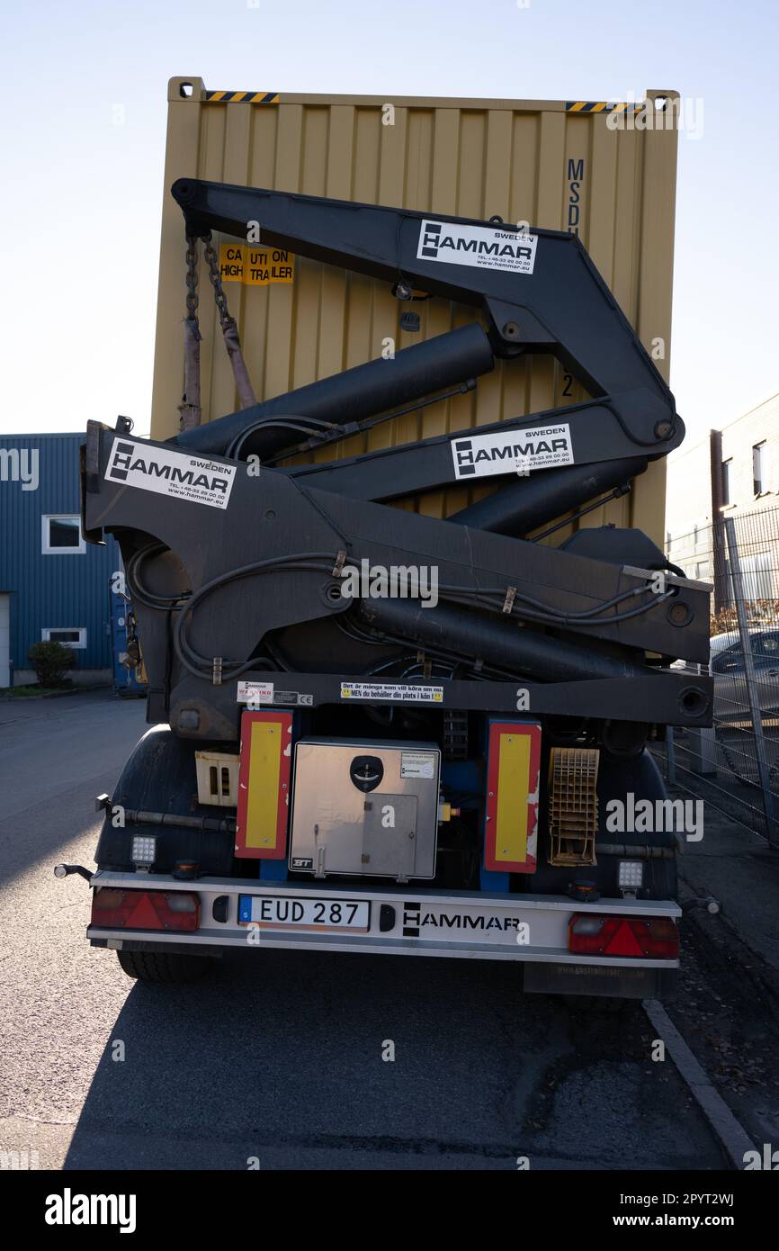 Sideloader hi-res stock photography and images - Alamy