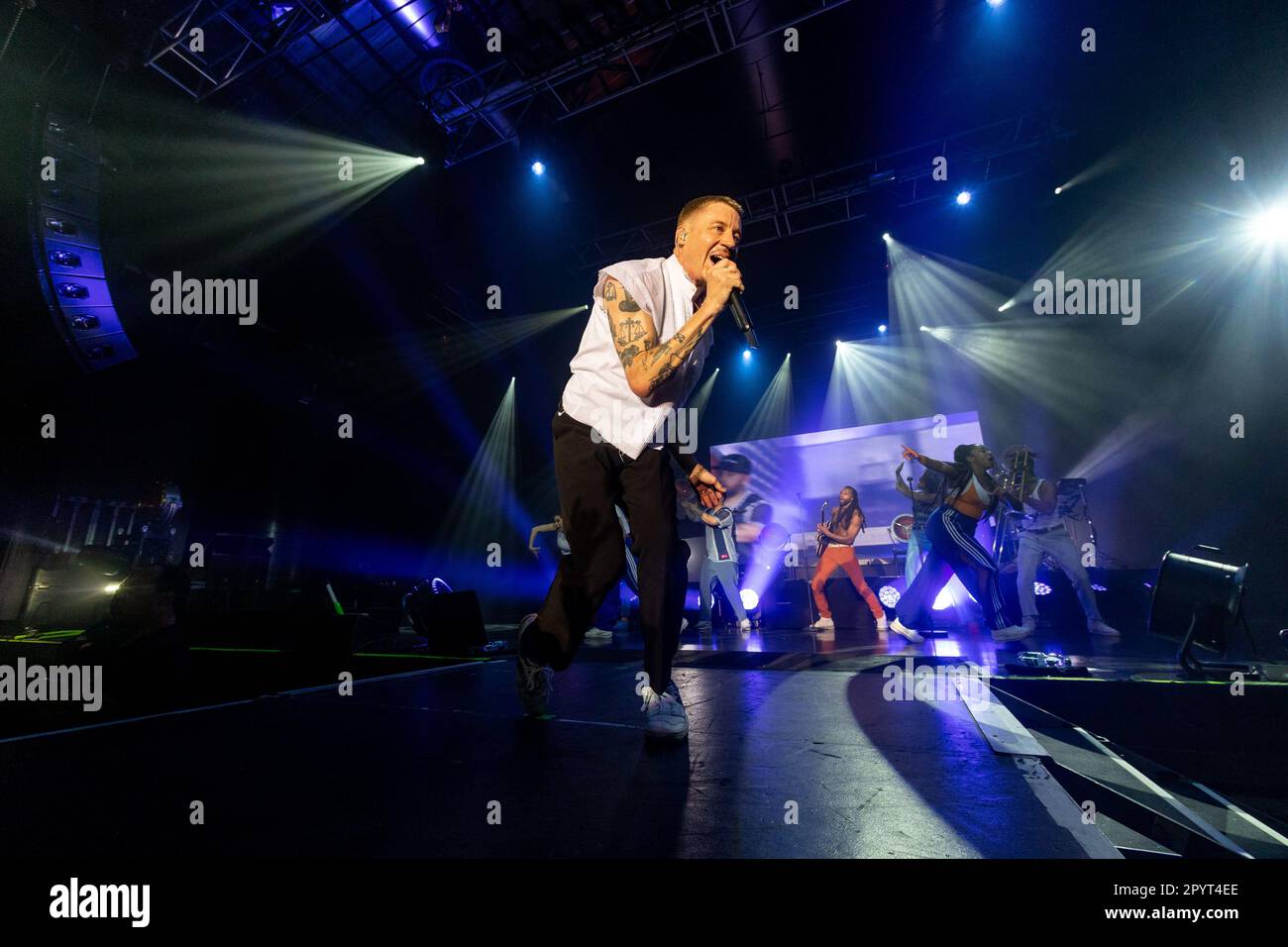 Macklemore outfit hi-res stock photography and images - Alamy