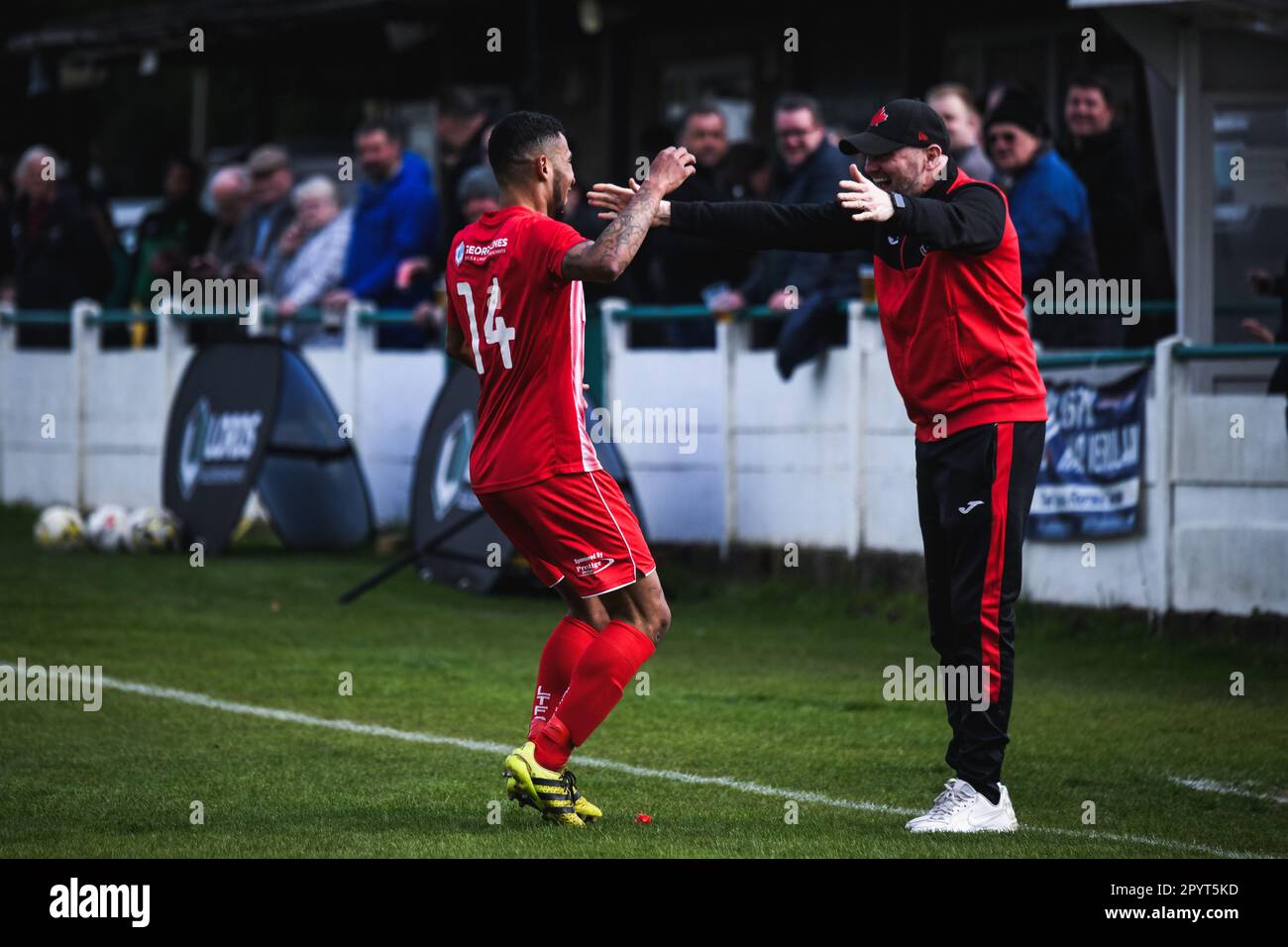 Soccer lee bell hi-res stock photography and images - Alamy