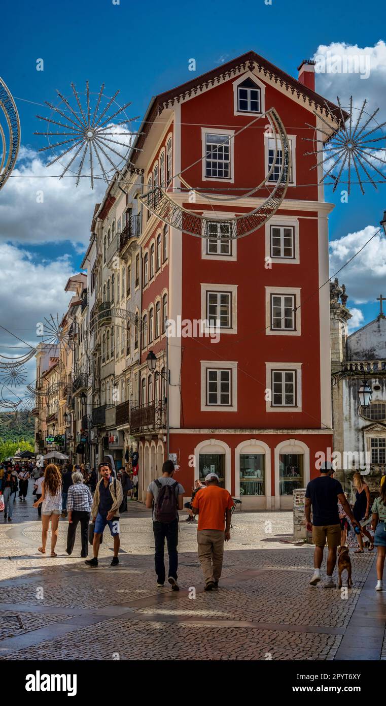 Centro peatonal hi-res stock photography and images - Alamy