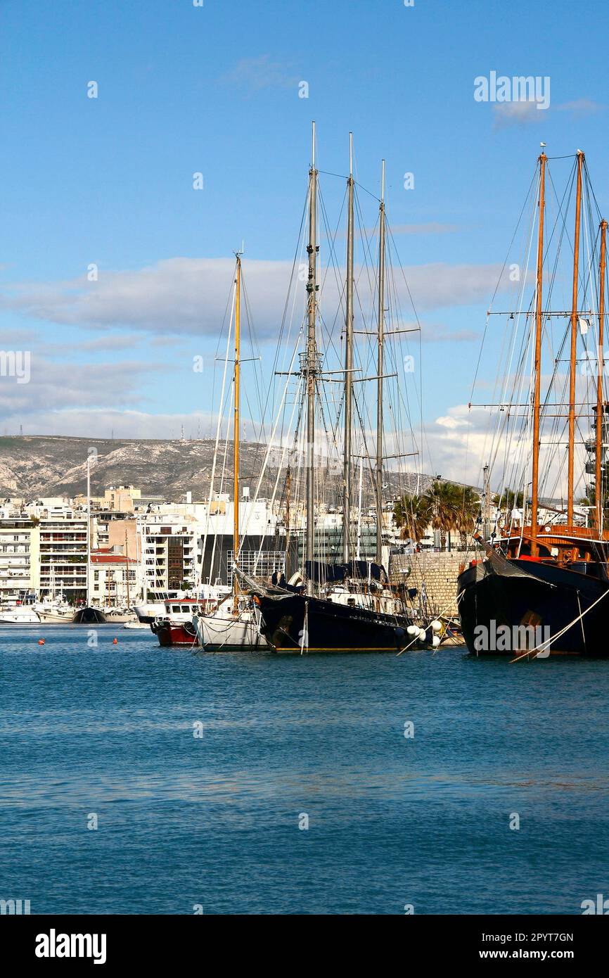 Luxury yachts at the dock. Marina Zeas, Piraeus,Greece Stock Photo - Alamy