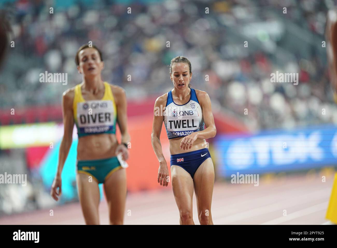 Stephanie Twell running the 10.000 m at the 2019 World Athletics ...