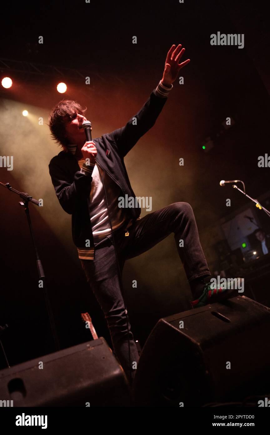 Birmingham, UK.04th May 2023. Peter Doherty on stage with Trampolene at ...