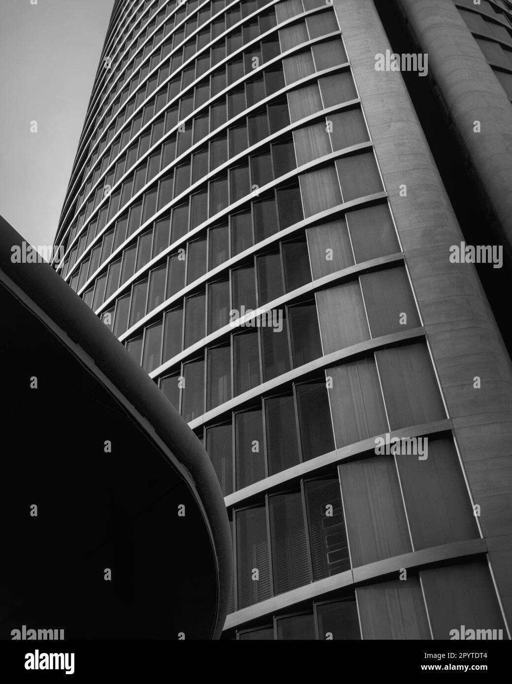 Modern madrid spain Black and White Stock Photos & Images - Alamy
