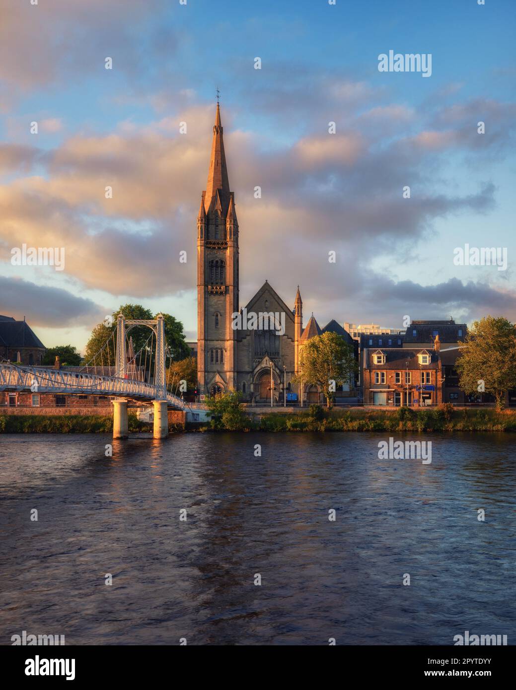 Night photography inverness hi-res stock photography and images - Alamy