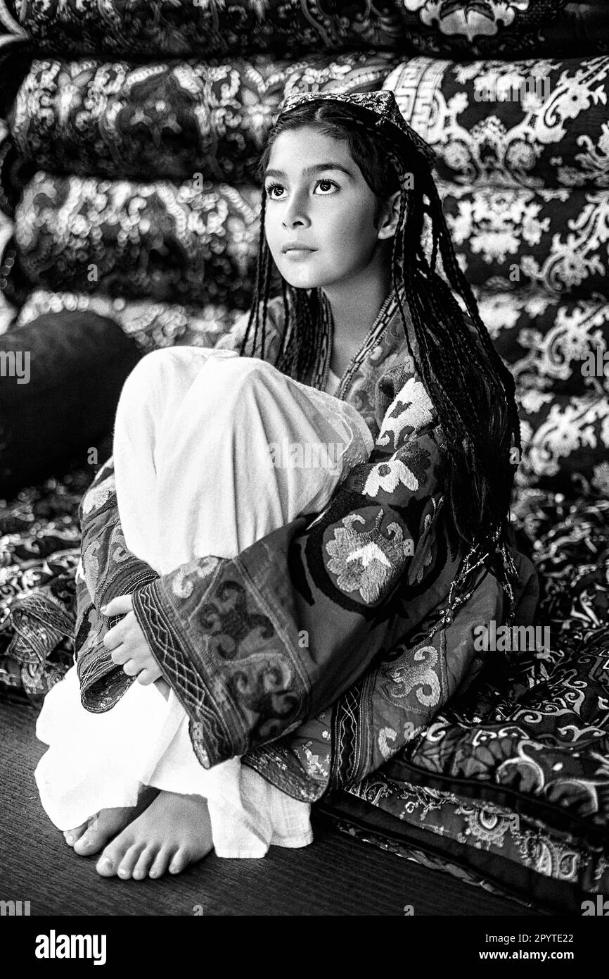 Uzbekistan uzbek Black and White Stock Photos & Images - Alamy