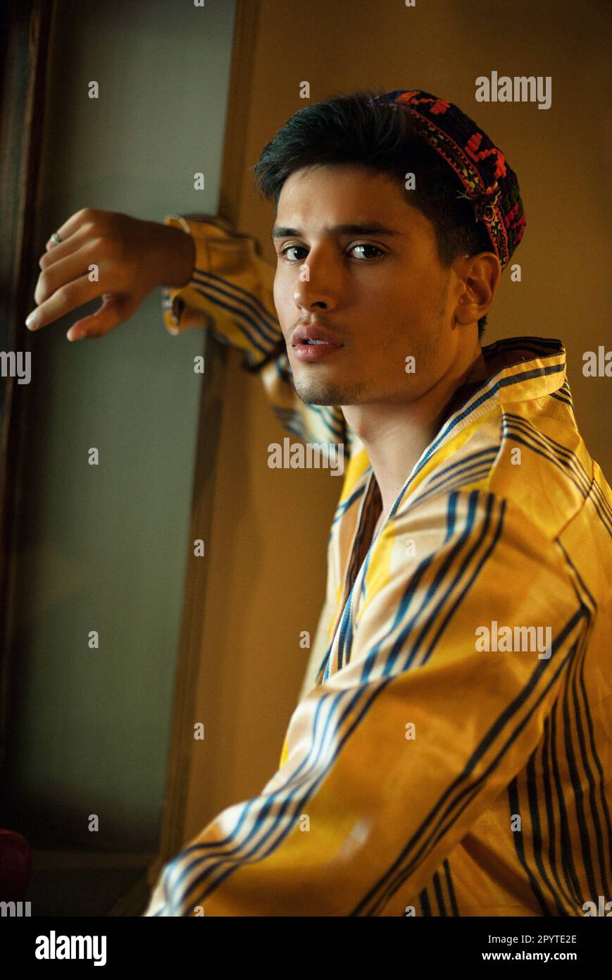 Uzbekistan uzbek portrait man hi-res stock photography and images - Alamy