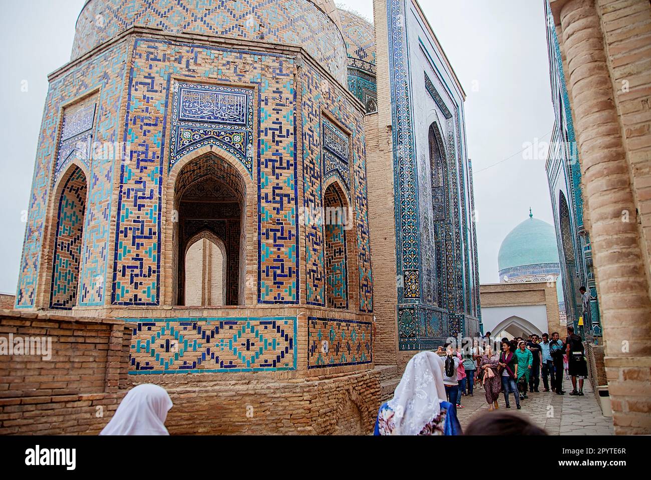 Antique arhitecture of Samarqand, Gur Emir Stock Photo - Alamy