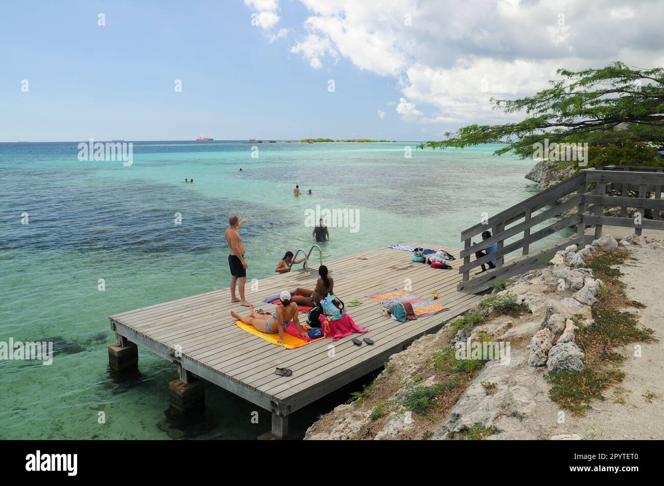Pristine and turquoise waters at Mangel Halto beach, Caribbean Stock ...