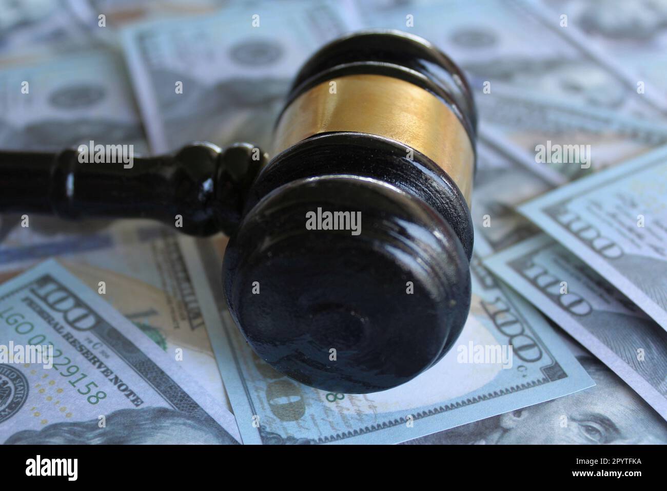 Bribery and corruption hi-res stock photography and images - Alamy