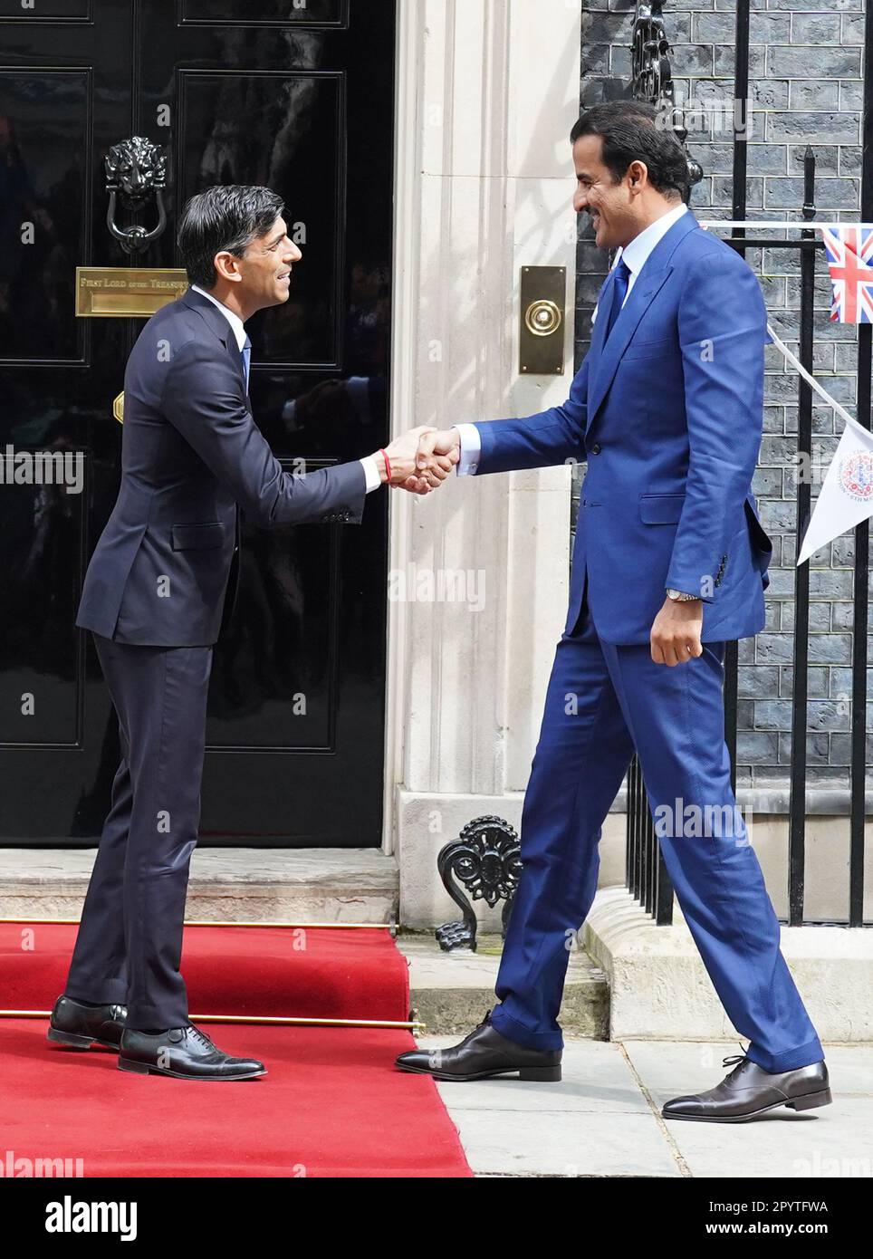 Prime Minister Rishi Sunak greets the Emir of Qatar, Sheikh Tamim ibn ...