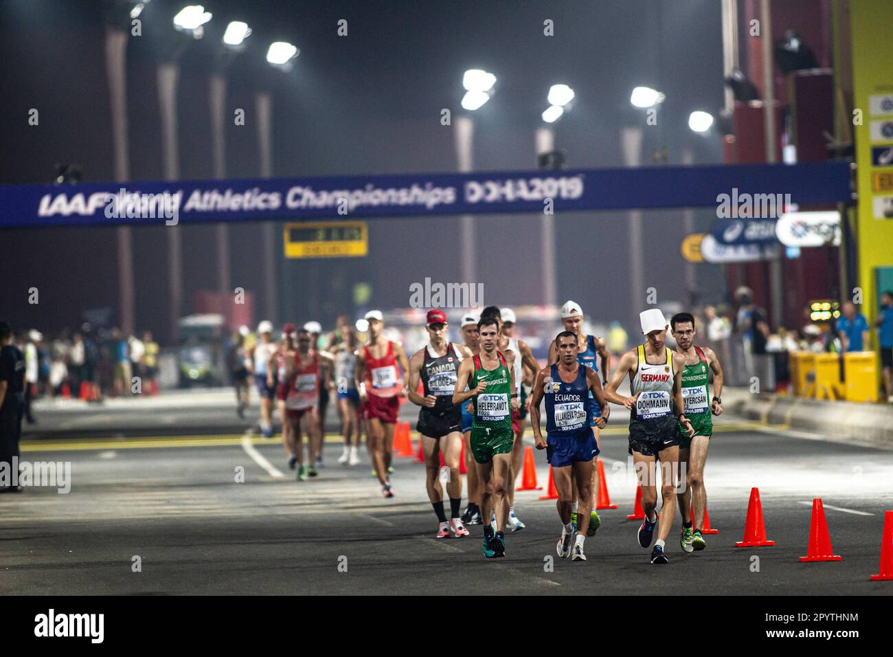 Marchers running the 20km race walk at the 2019 World Championships in ...