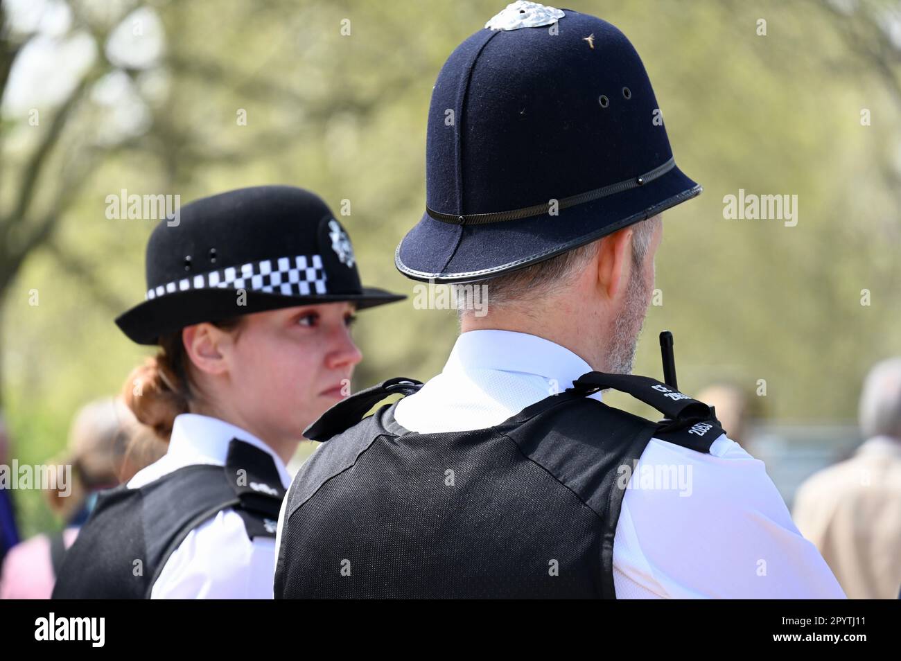 Two Police Officers, The Mall, London, UK Stock Photo - Alamy