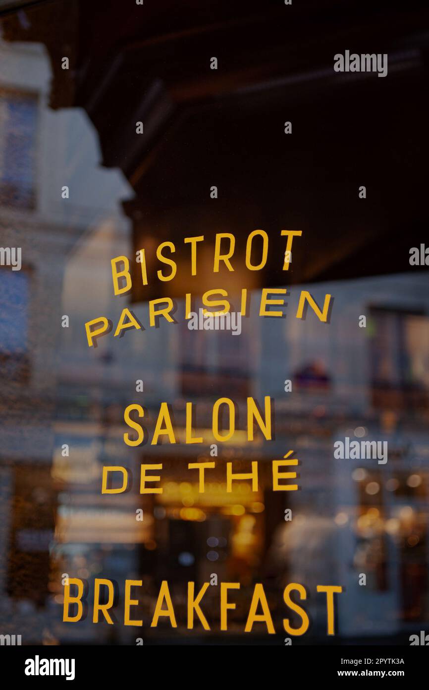 Breakfast sign on window hi-res stock photography and images - Alamy