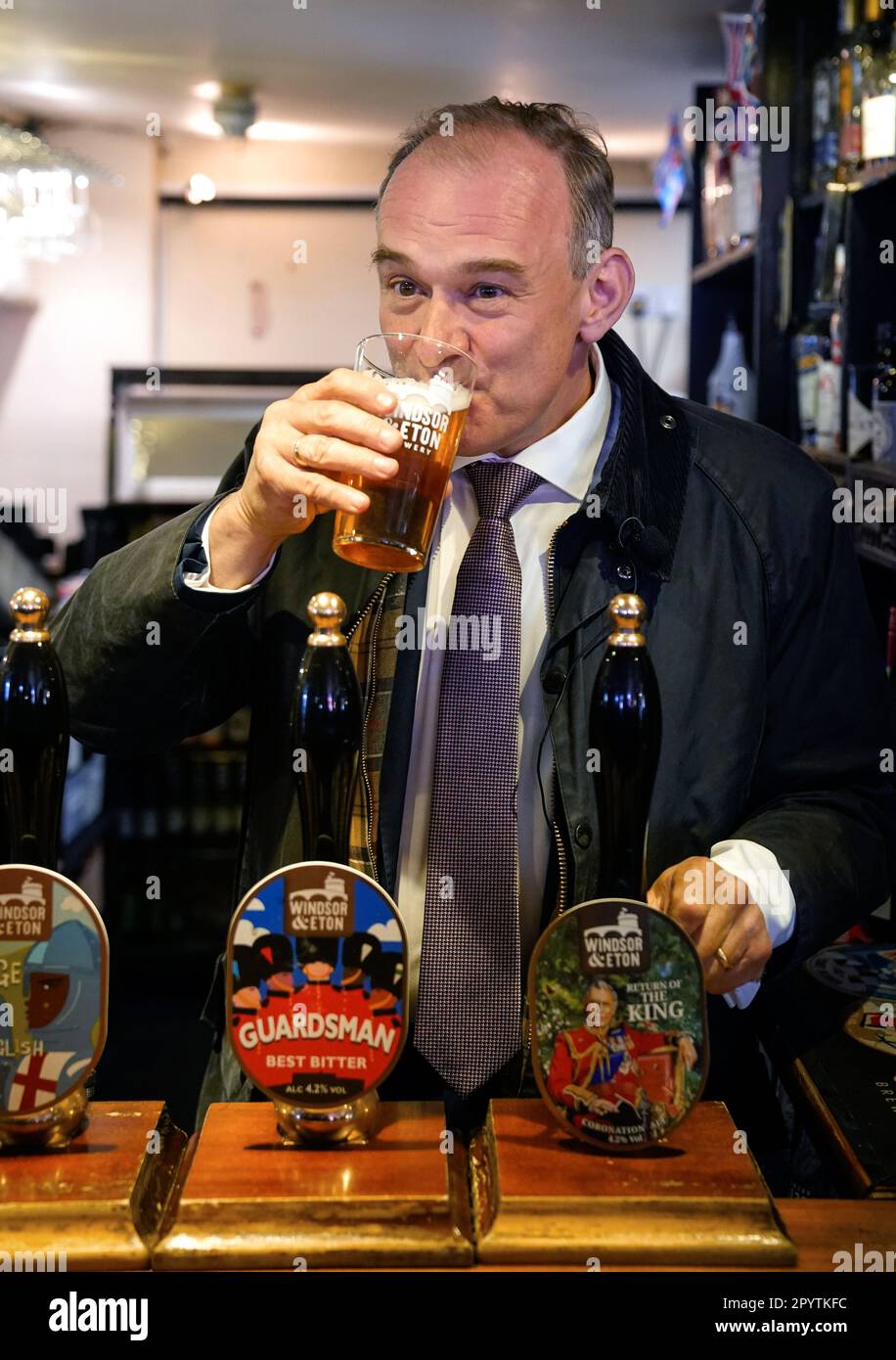 Leader of the Liberal Democrats Sir Ed Davey pulls a pint of 'Return of ...