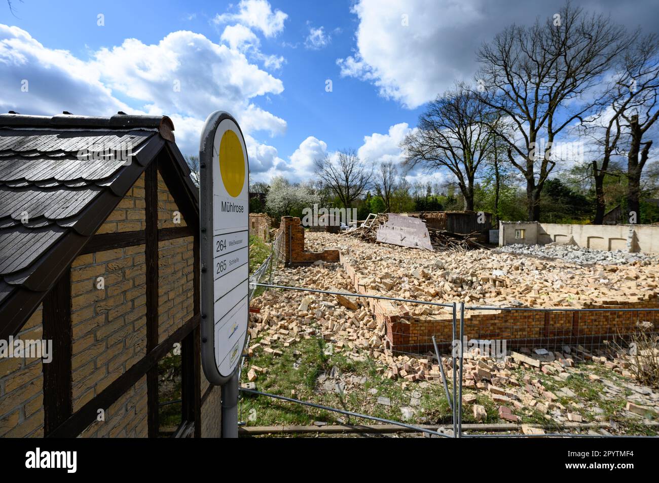 PRODUCTION - 25 April 2023, Saxony, Mühlrose: View of a demolished ...